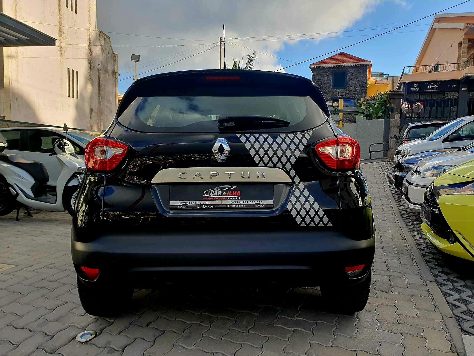 RENAULT CAPTUR EXCLUSIVE – CAR – Ilha